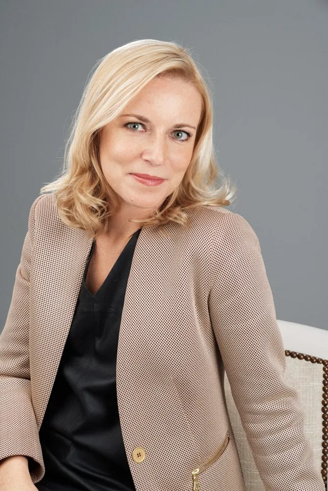 KKR compra el 60% de Coty Professional